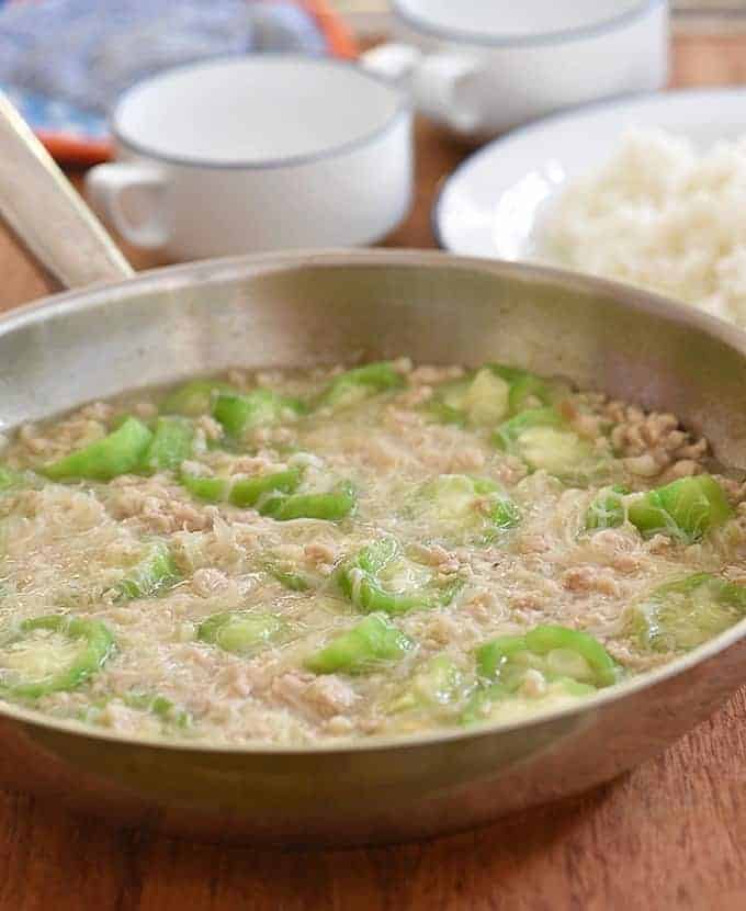 Quick and Easy MIswa at Patola Soup - Kawaling Pinoy