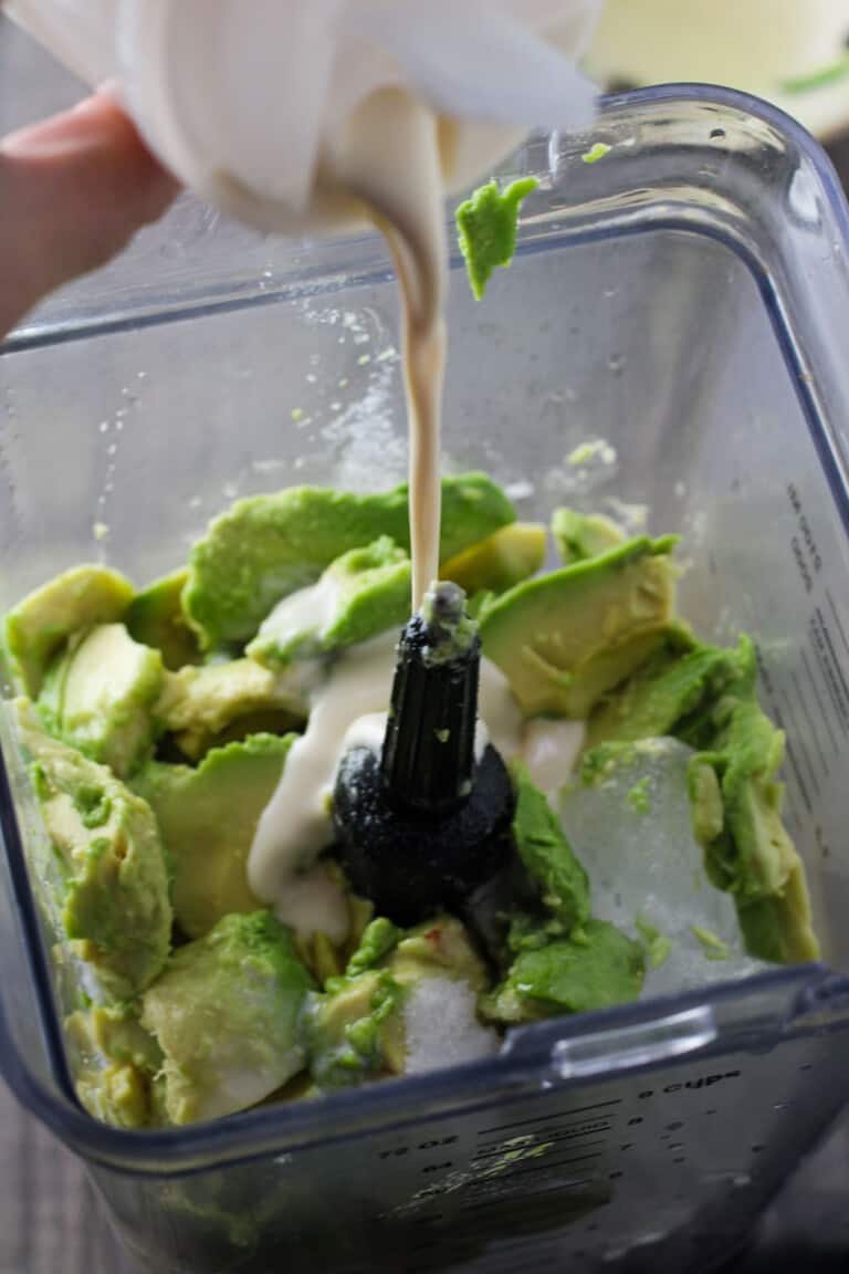 Avocado Milkshake - Kawaling Pinoy