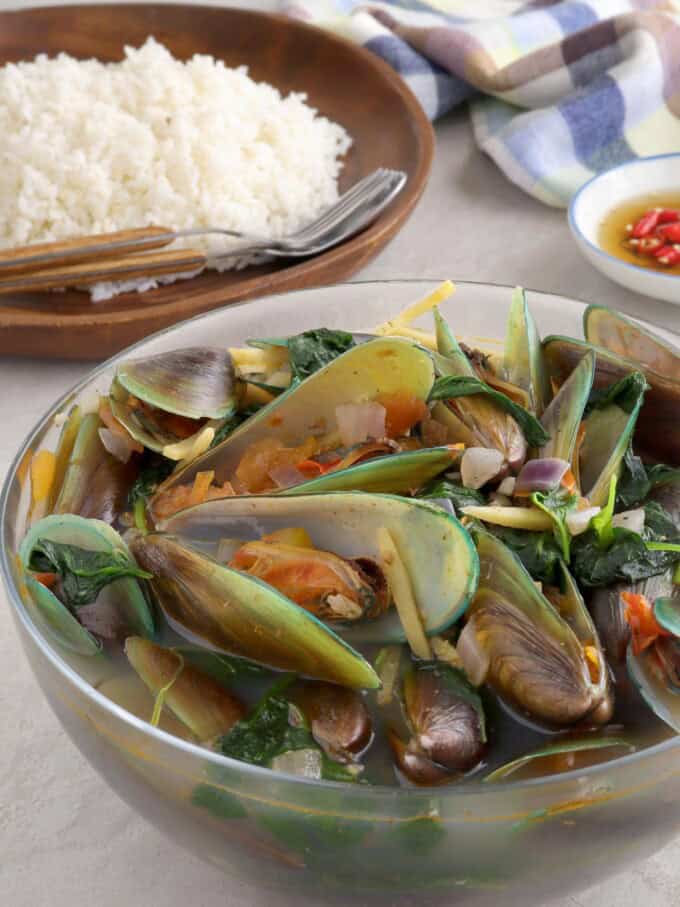 Sinabawang Tahong - Kawaling Pinoy