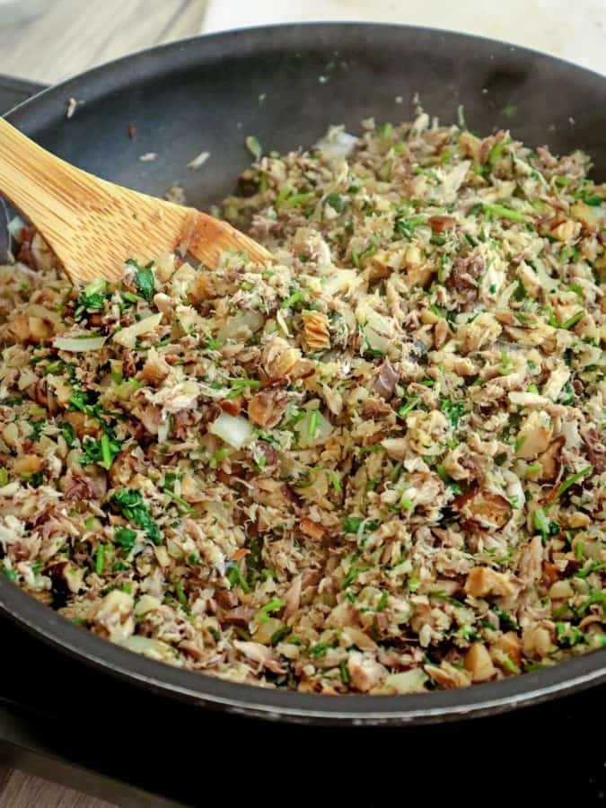 Lumpiang Galunggong (Fish Spring Rolls) - Kawaling Pinoy