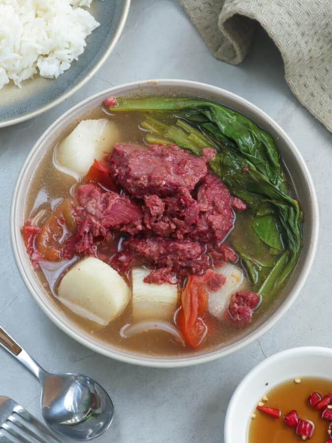 Corned Beef Sinigang - Kawaling Pinoy