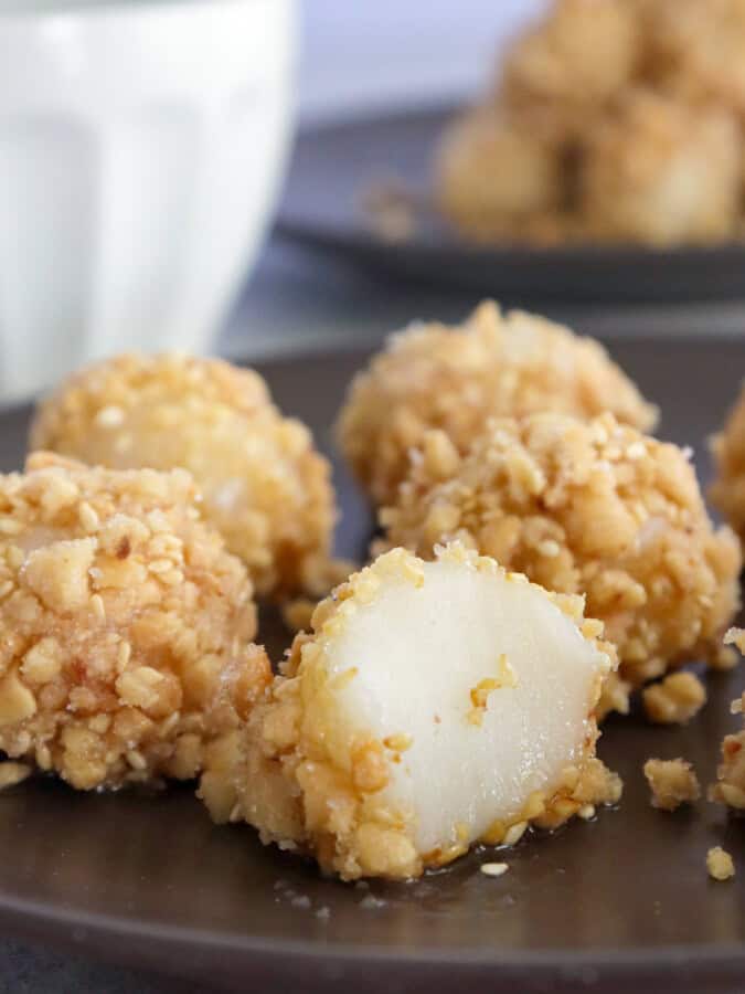 Sticky Rice Balls with Peanuts - Kawaling Pinoy