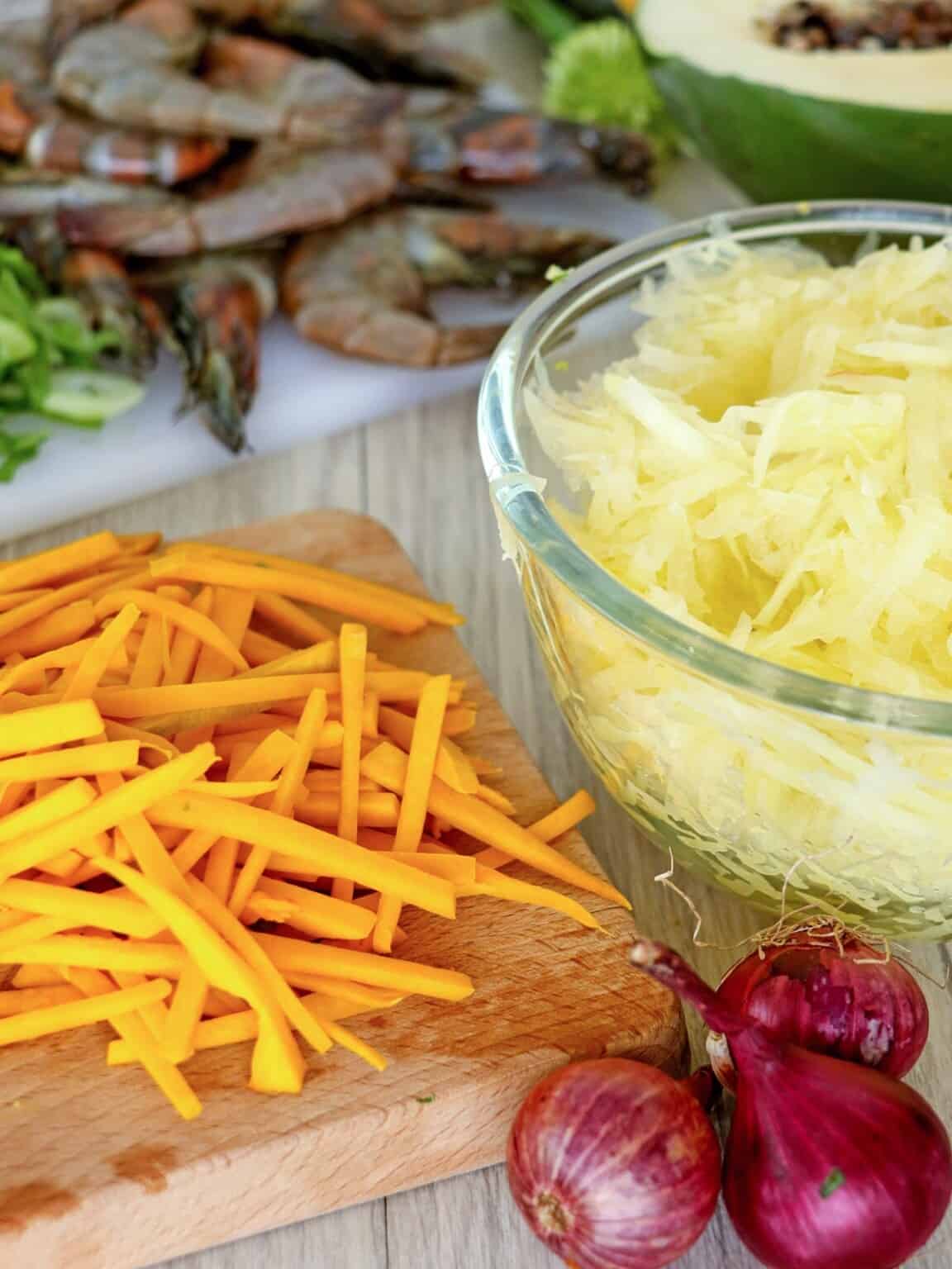 Ukoy (Filipino Shrimp and Vegetable Fritters) - Kawaling Pinoy