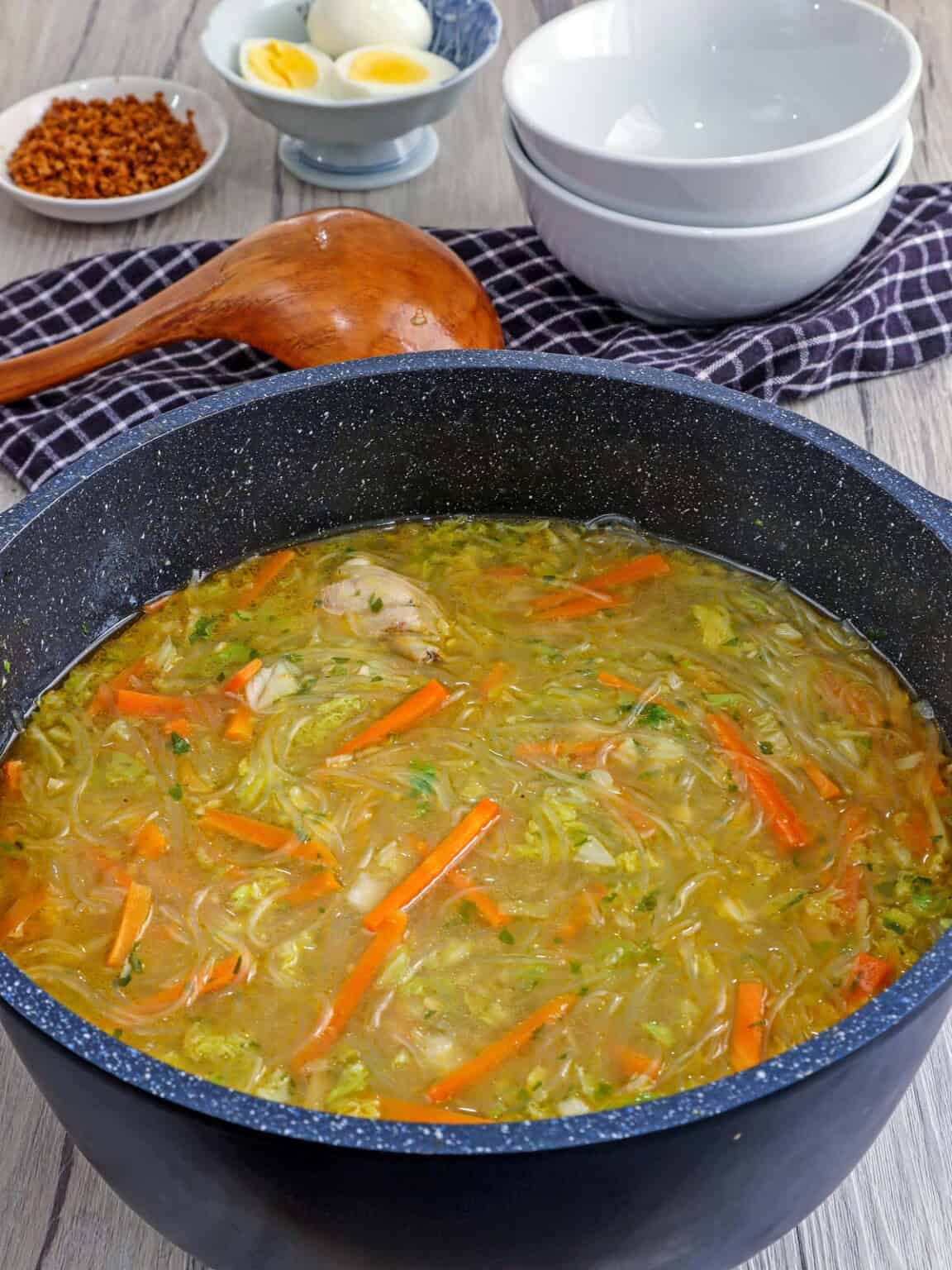 Chicken Sotanghon Soup - Kawaling Pinoy