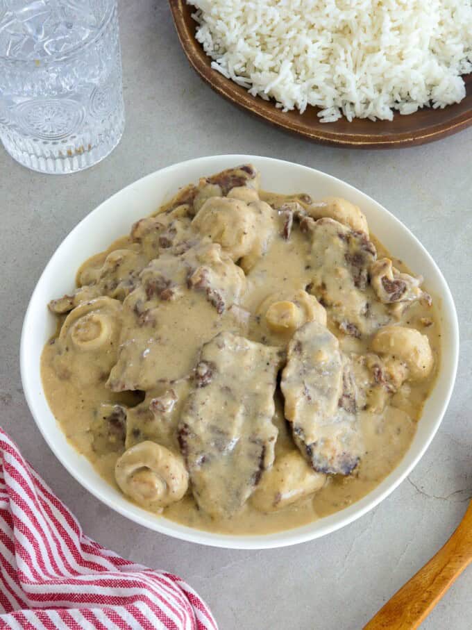 Beef in Creamy Mushroom Sauce - Street Food Spectacle