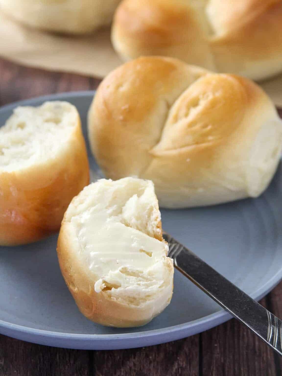 Monay (Pan de Monja) - Kawaling Pinoy