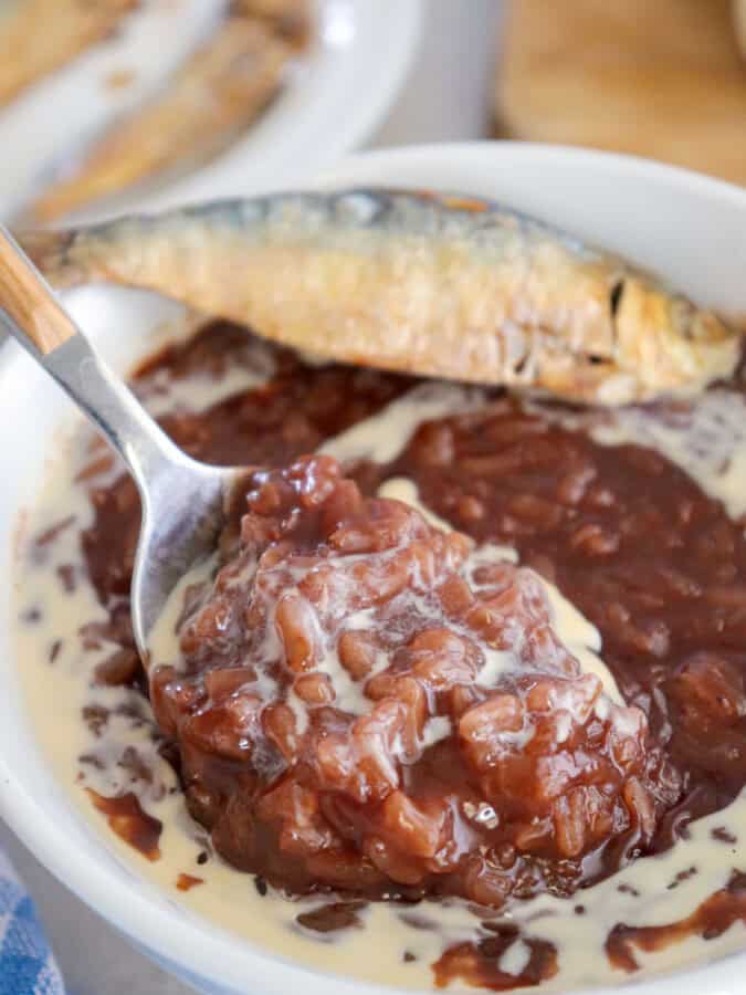Champorado (Chocolate Rice Porridge) - Kawaling Pinoy