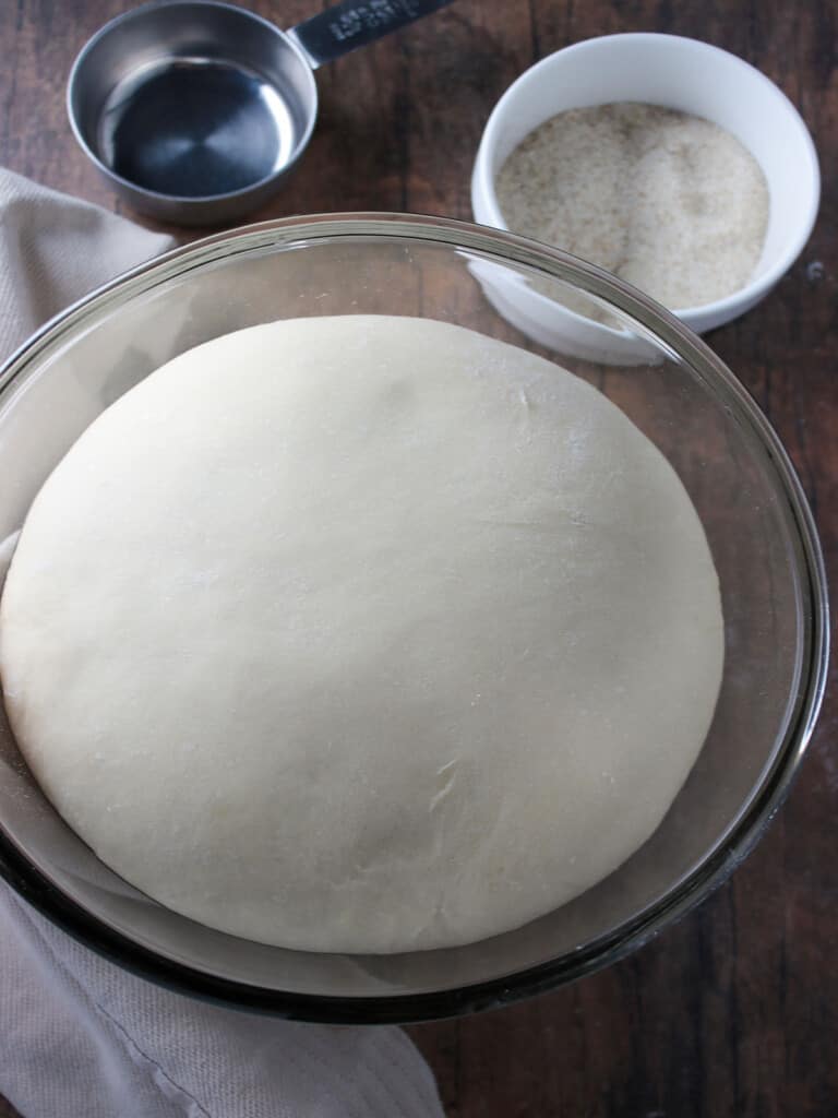 Corned Beef Pandesal - Kawaling Pinoy